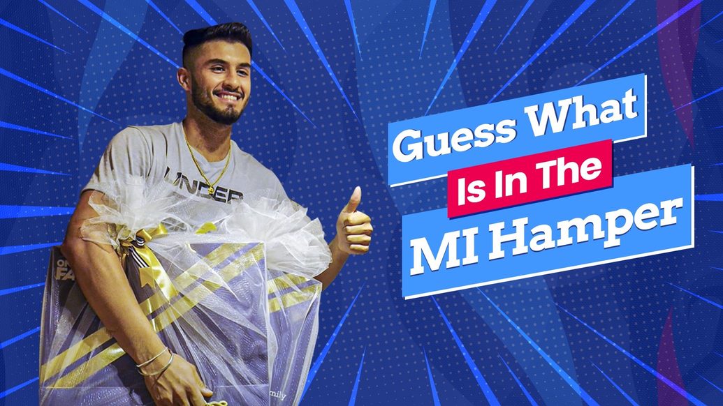 Our boys receive a special MI Hamper | Mumbai Indians - Mumbai Indians