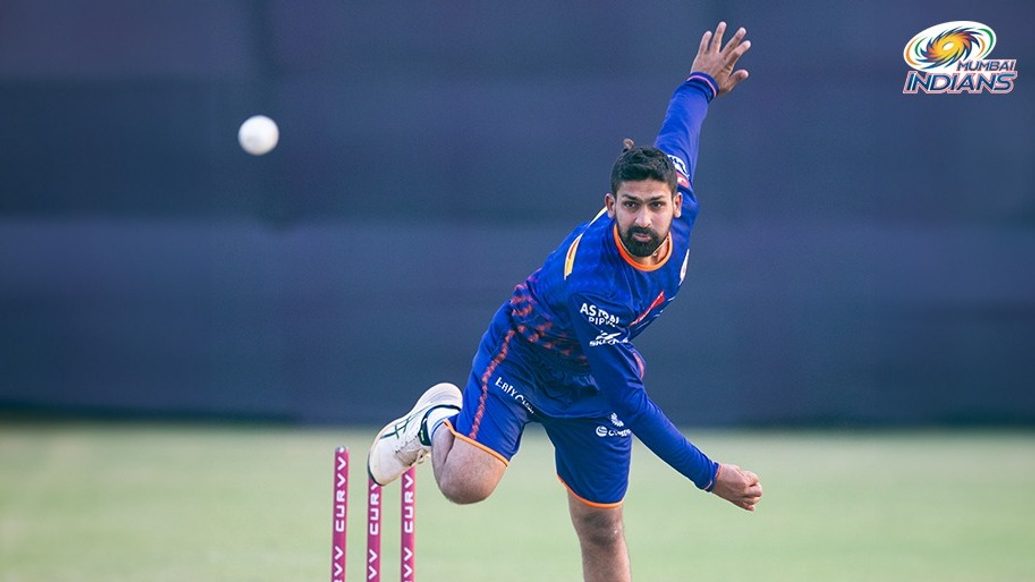 Raghu Sharma replaces Vignesh Puthur at Mumbai Indians for the rest of ...